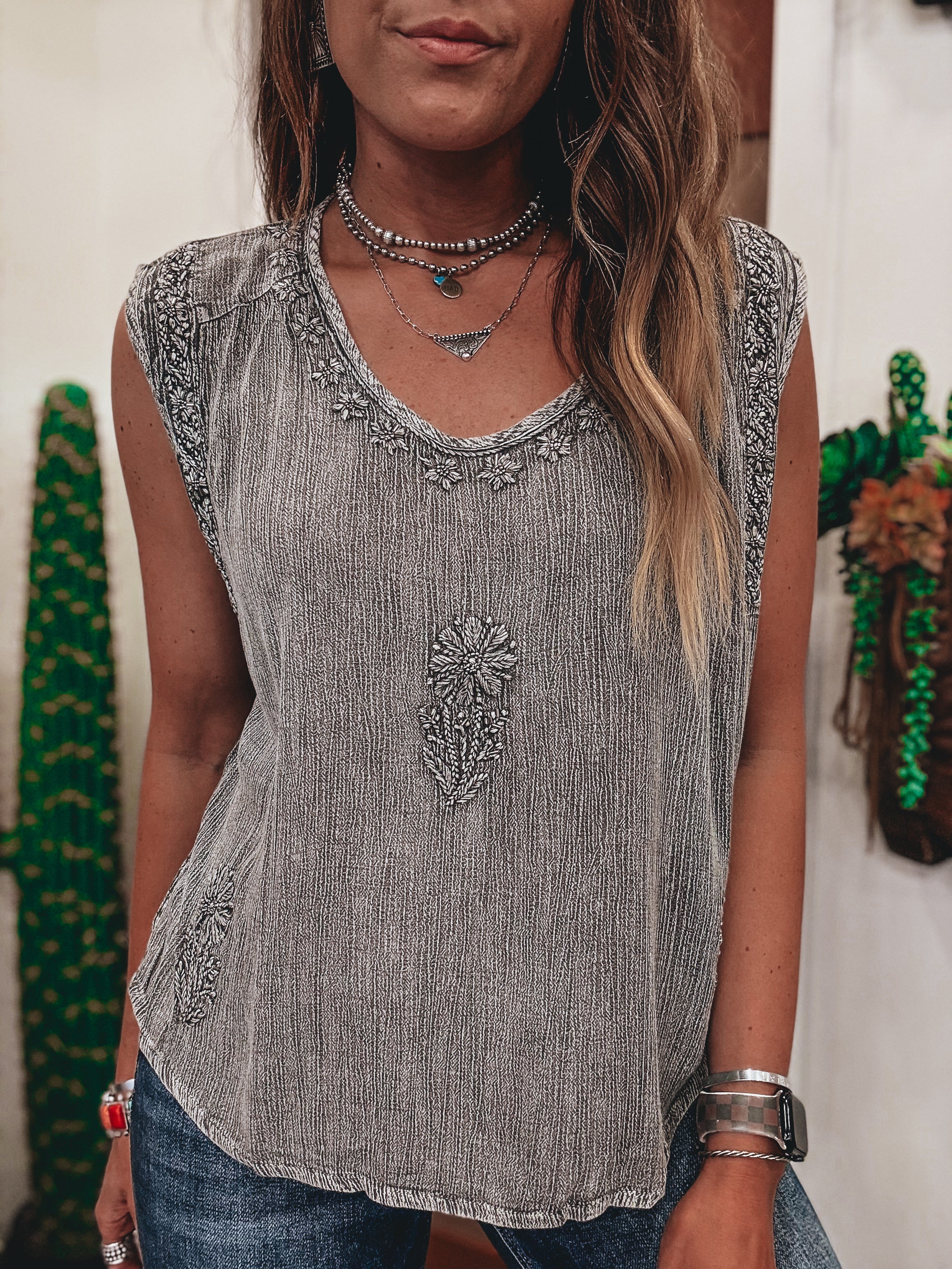 Emry Tank – The Punchy Flare